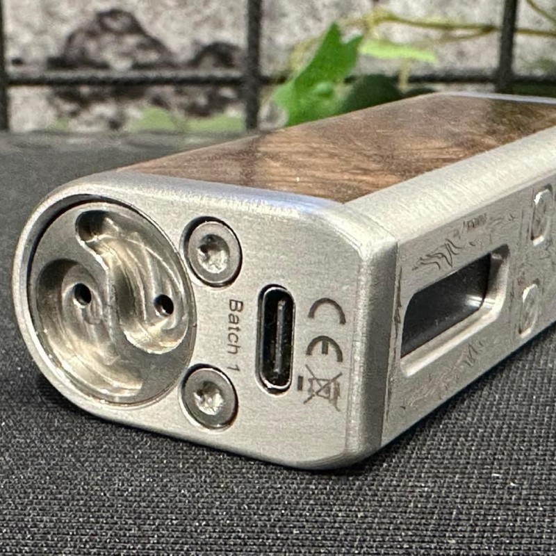 Fakirs Mods - ILLUSIA C V2 MOD 18650 - Chipset Dicodes BF60 - Legno di ...